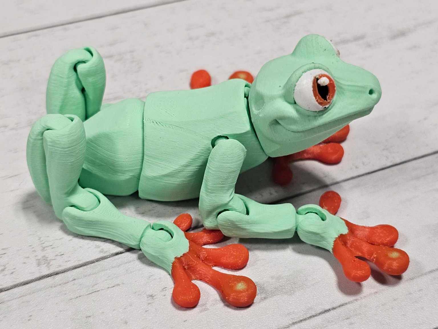 Carolyn’s Classroom Critters: Frog (Mint)